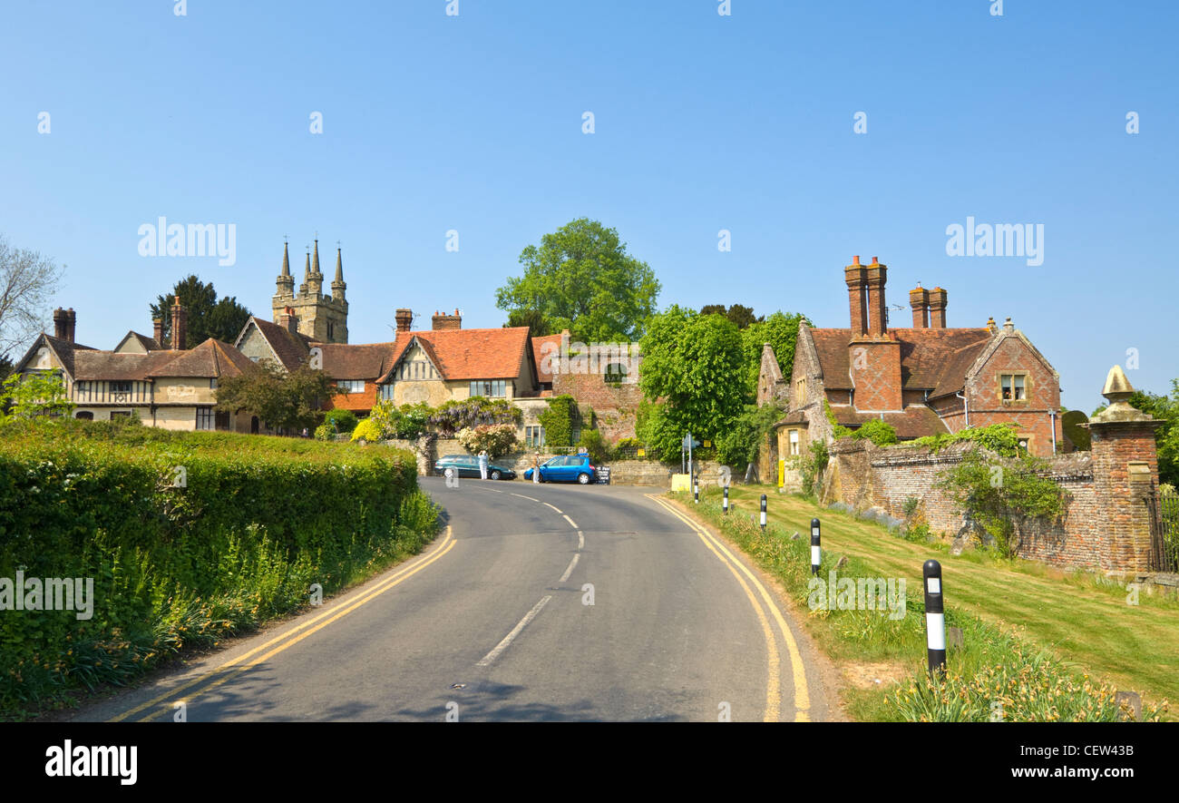Tudor village kent hi-res stock photography and images - Alamy