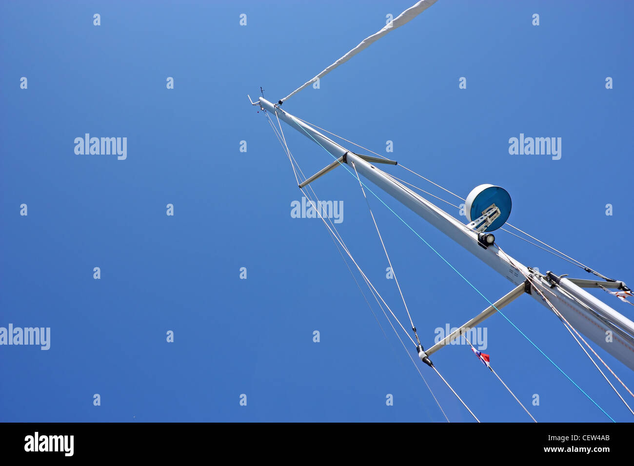 Top of mast hi-res stock photography and images - Alamy
