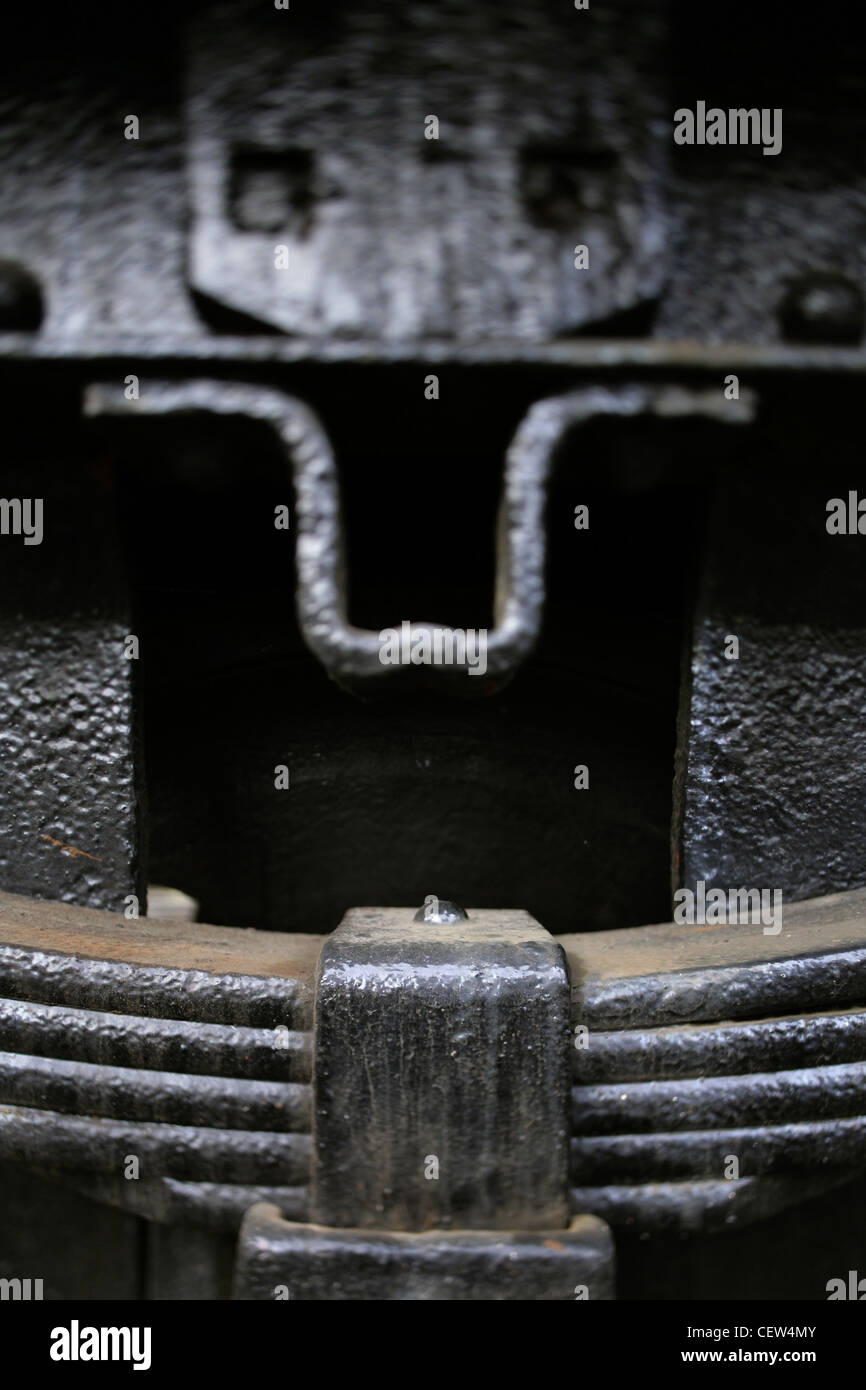 Leaf spring suspension hi-res stock photography and images - Alamy