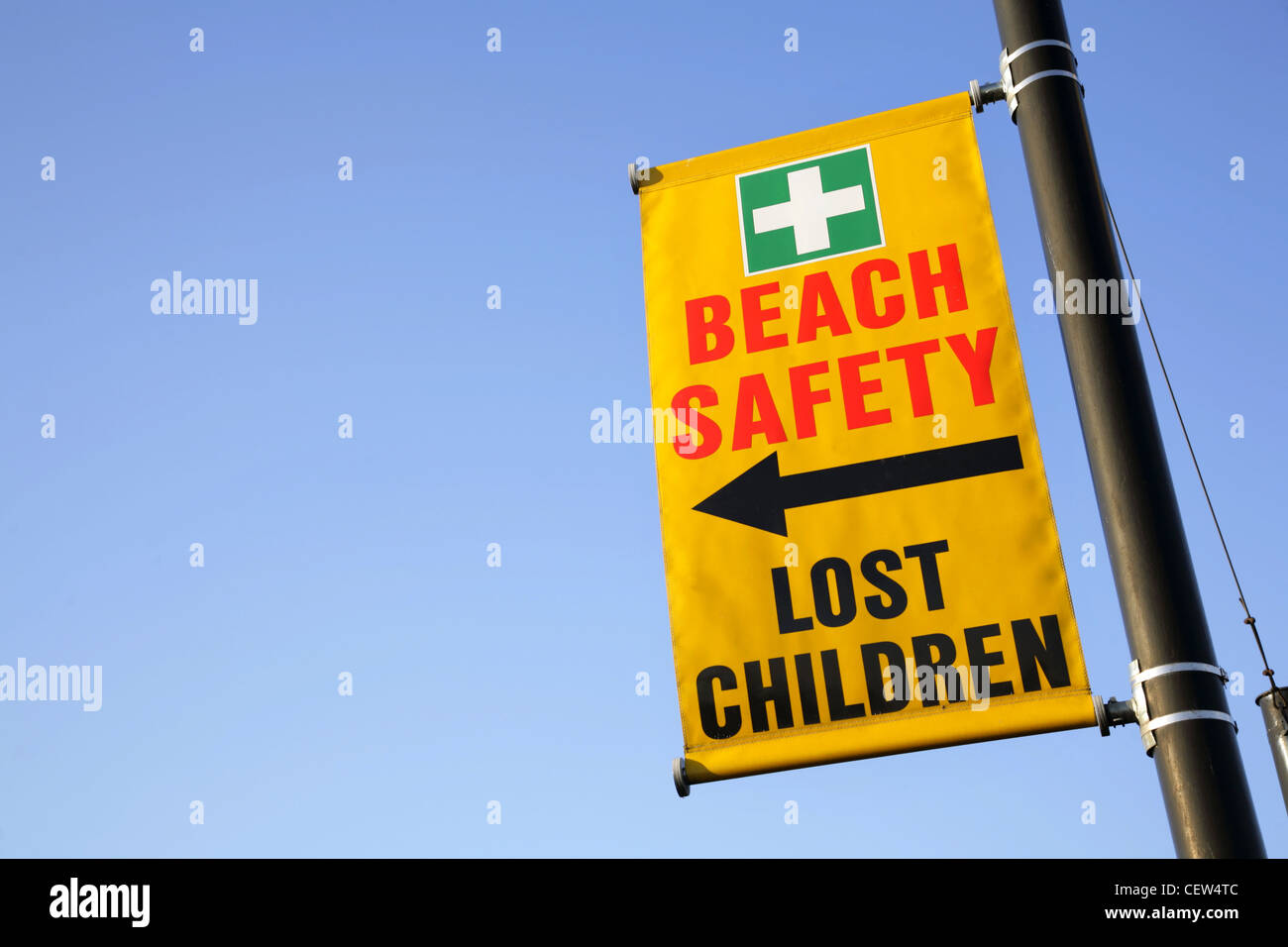 Children sign hi-res stock photography and images - Alamy