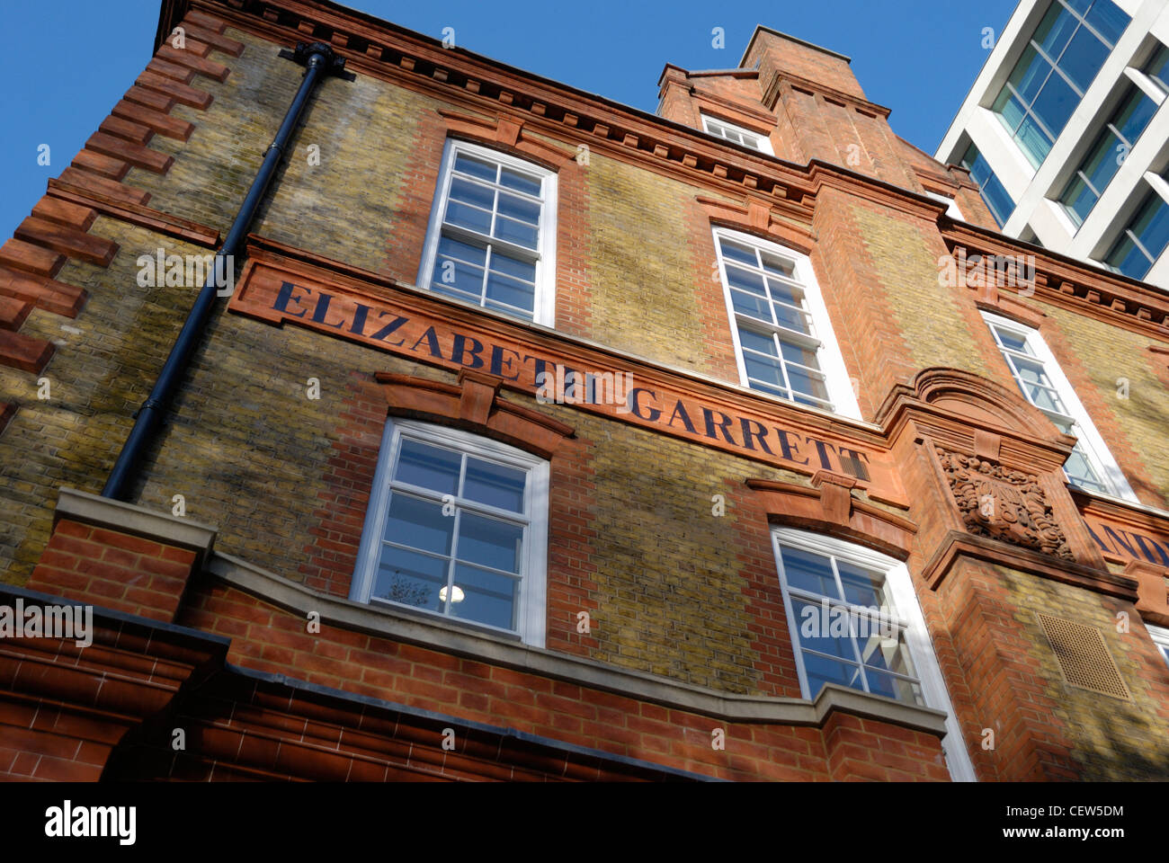 The former Elizabeth Garrett Anderson Hospital building in Euston Road ...