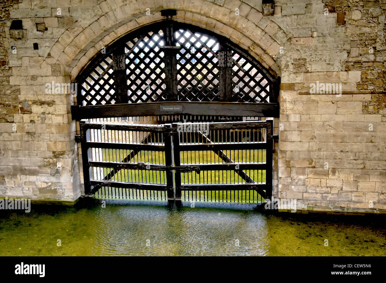Tower of london traitor gate hi-res stock photography and images - Alamy