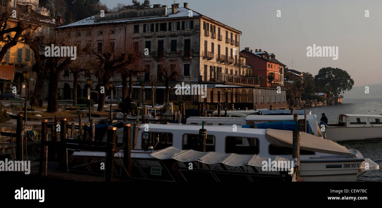Lake orta beach hi-res stock photography and images - Alamy