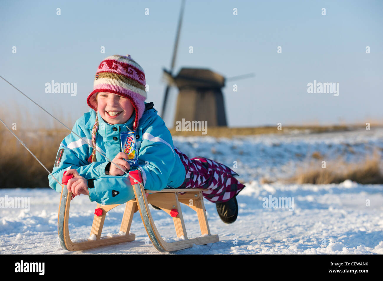 Child girl lying on ice hi-res stock photography and images - Alamy