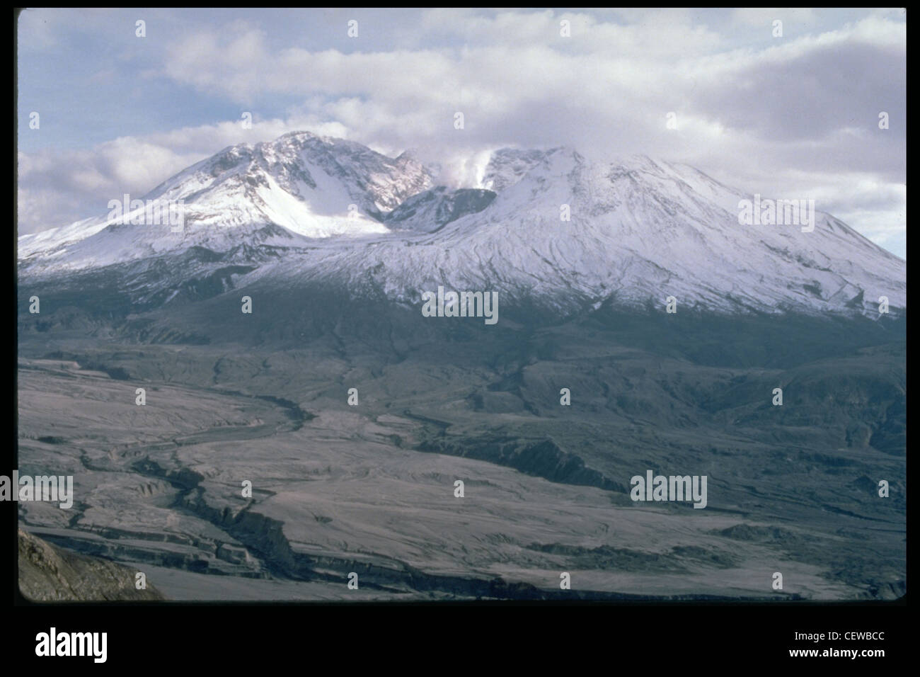 1980 Volcano Eruption High Resolution Stock Photography and Images - Alamy