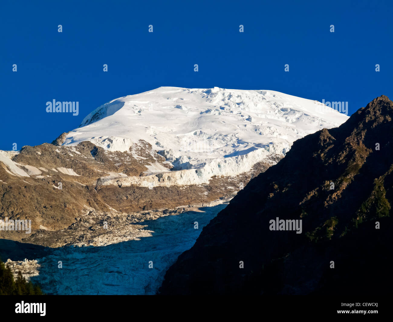 The snow capped summit of Mont Blanc at 4810 metres the highest point ...