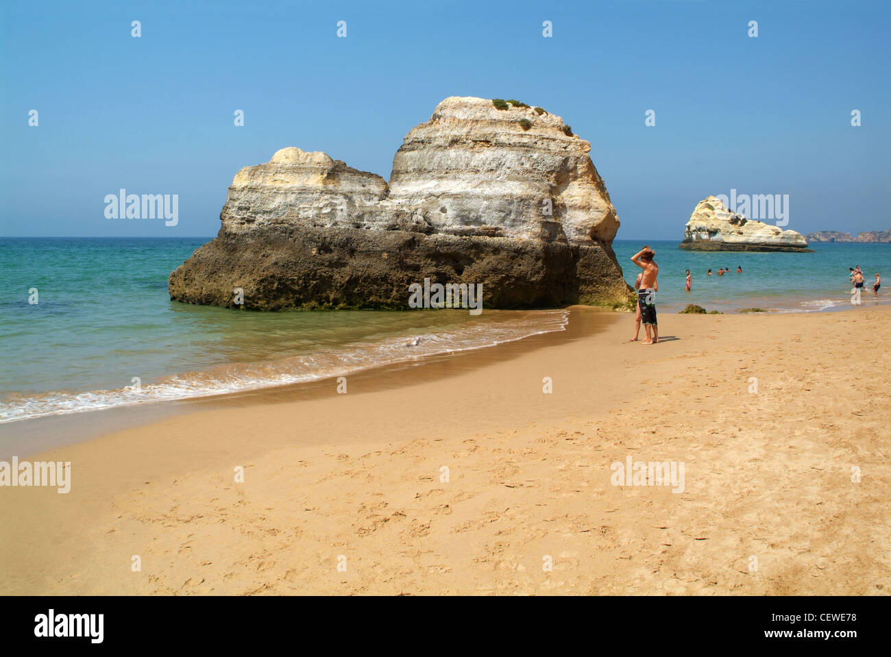 Portimao beach hi-res stock photography and images - Alamy