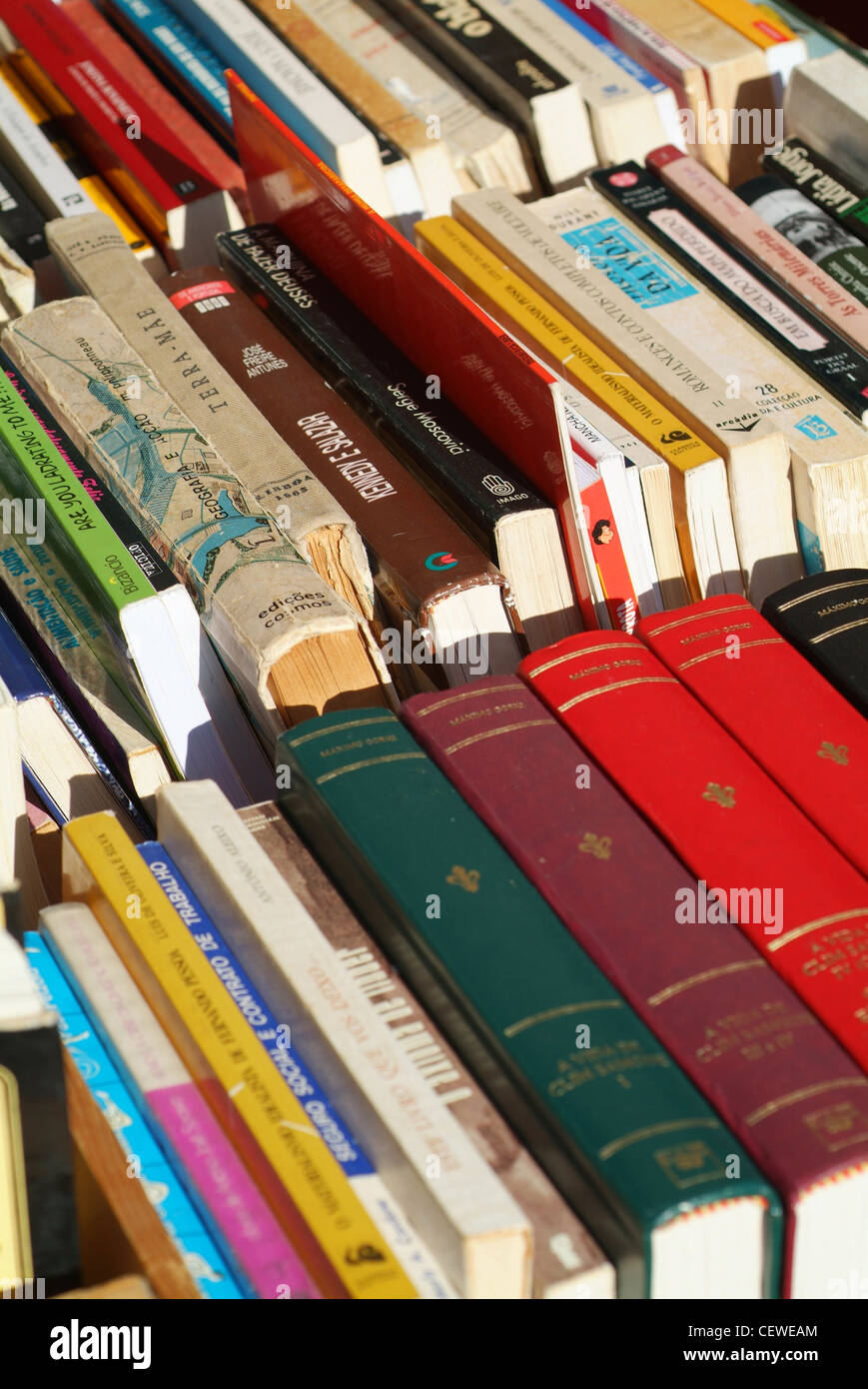 Livro velho hi-res stock photography and images - Alamy