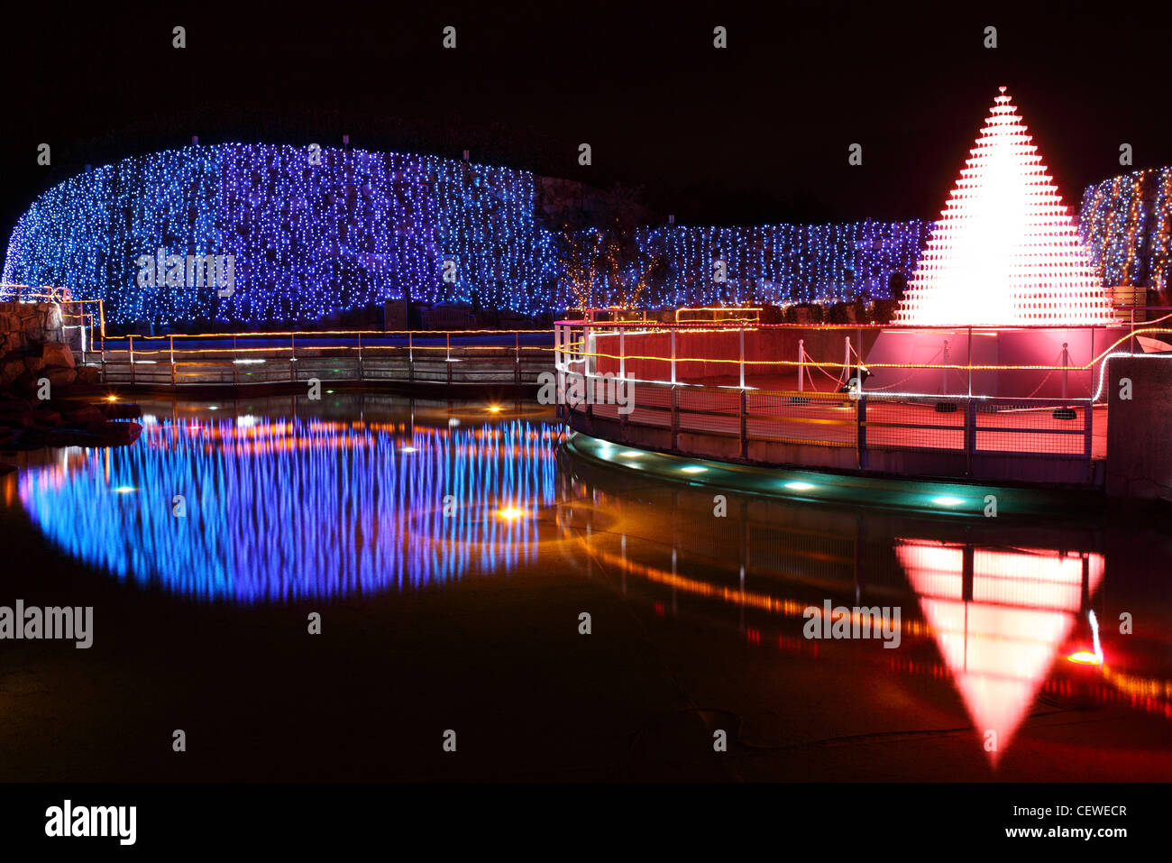 Illumination light at city park at night Stock Photo - Alamy
