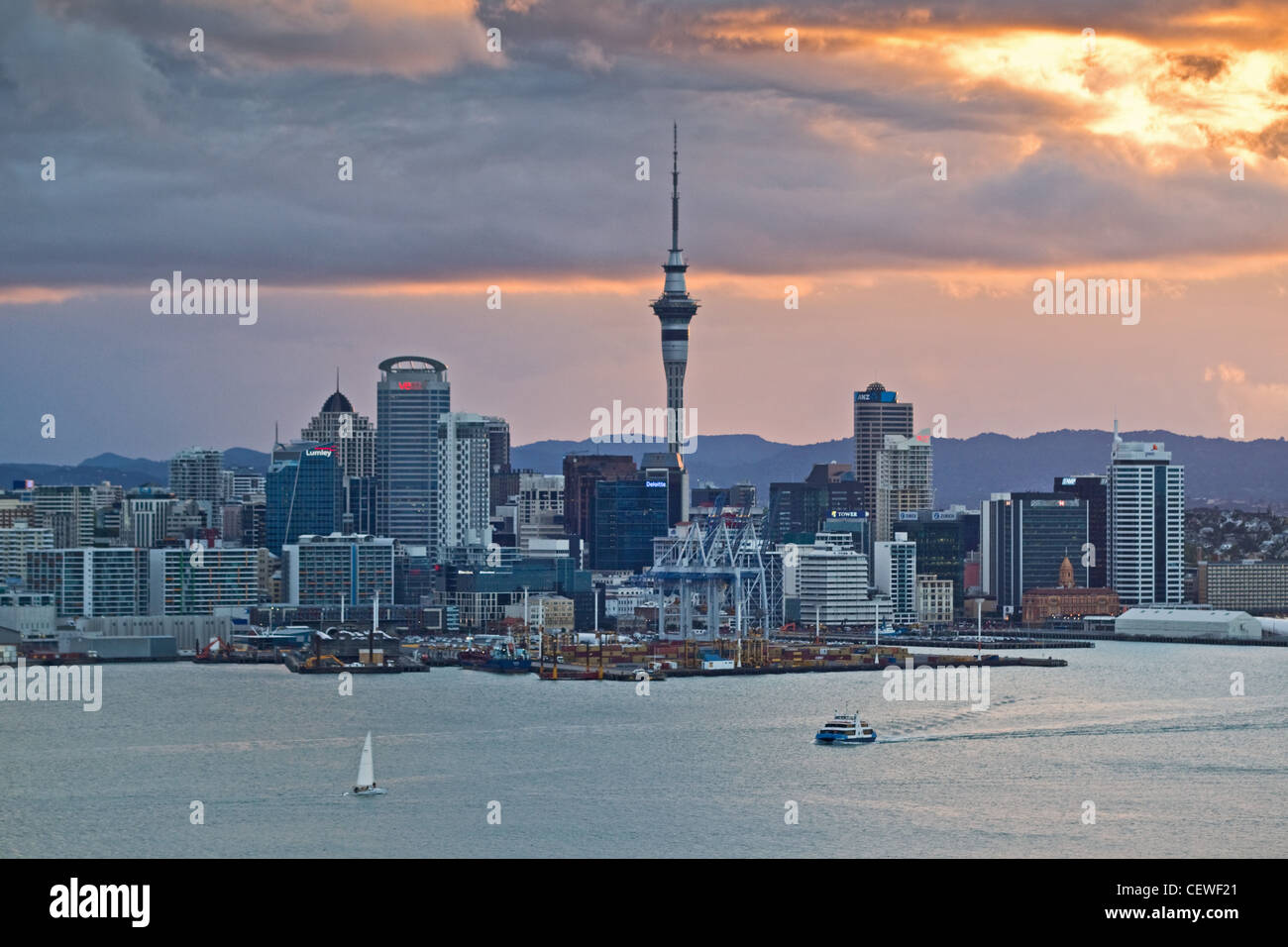 Auckand City Skyline across the harbour to the CBD from Mount Victoria ...