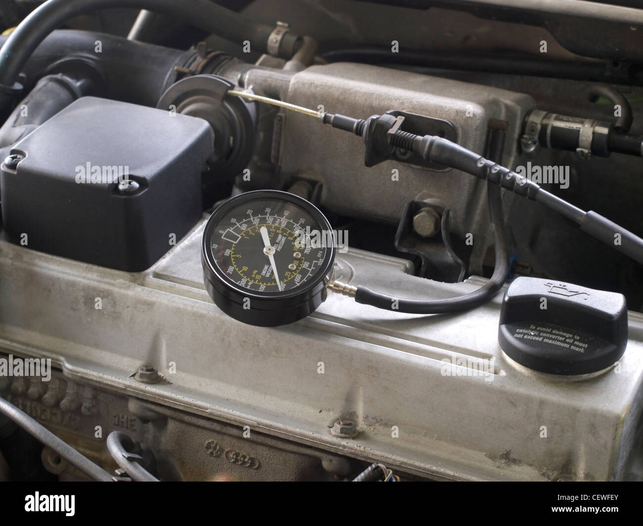 Vacuum test hi-res stock photography and images - Alamy