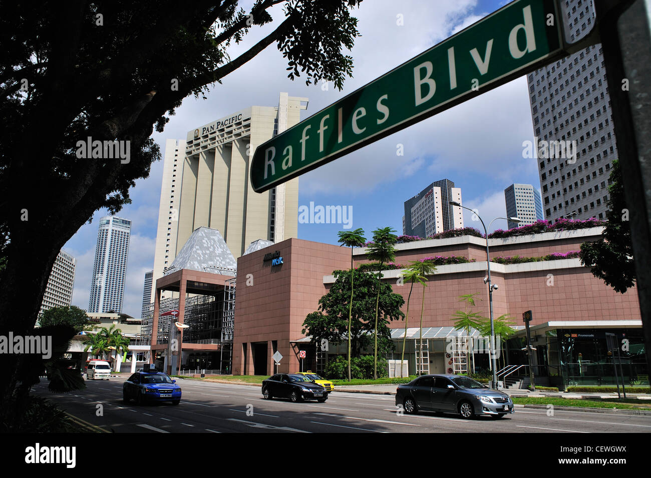 Raffles Boulevard Singapore Stock Photo - Alamy