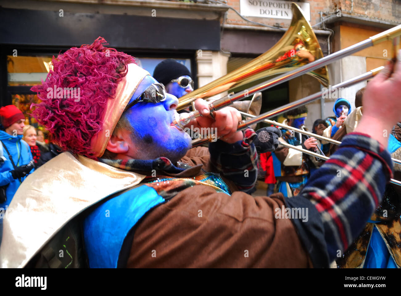 Carnival musicians hi-res stock photography and images - Alamy