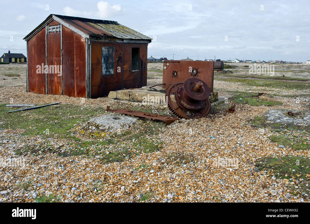 Abandoned hut hi-res stock photography and images - Alamy