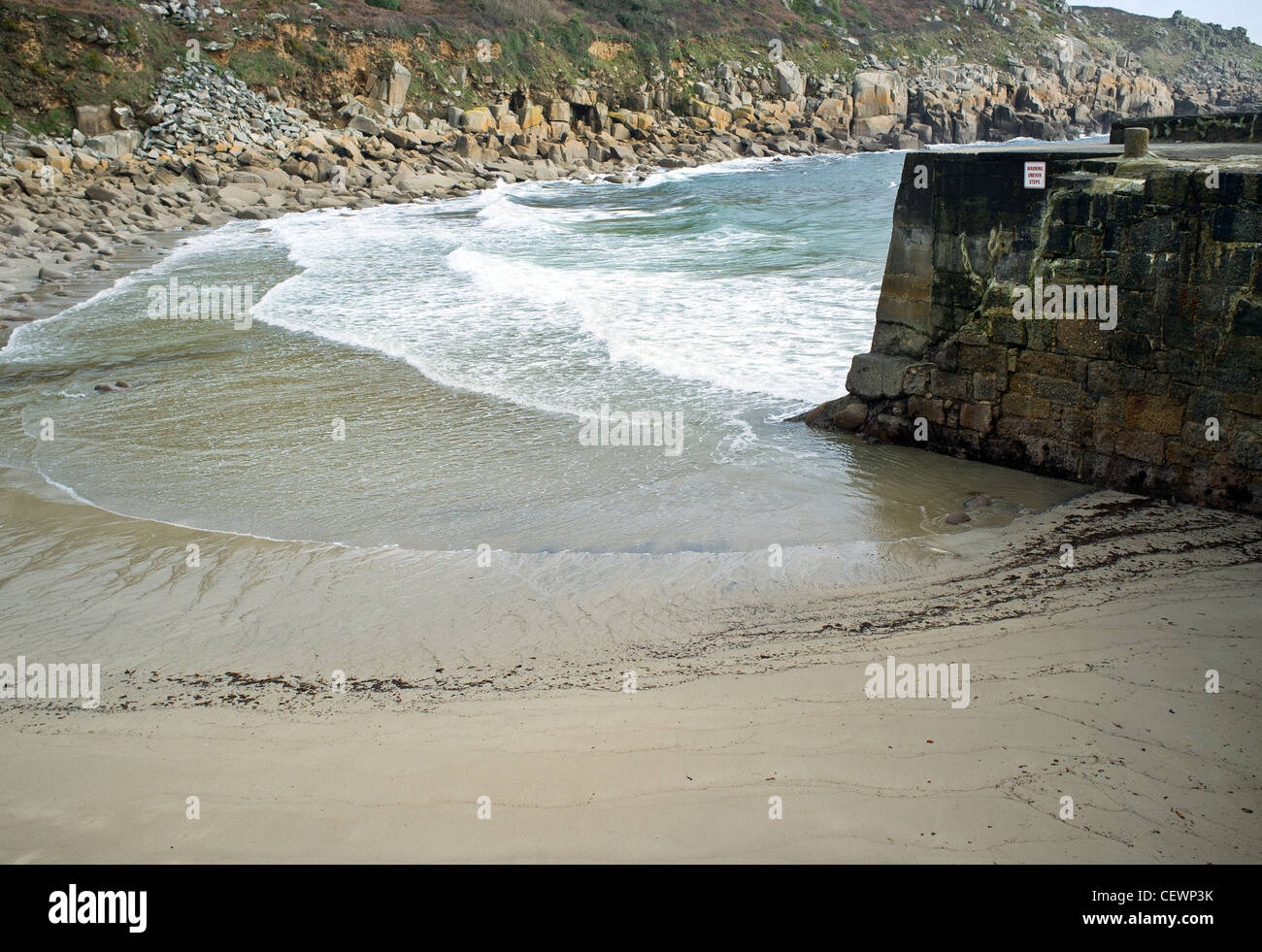 Cove and sea hi-res stock photography and images - Alamy