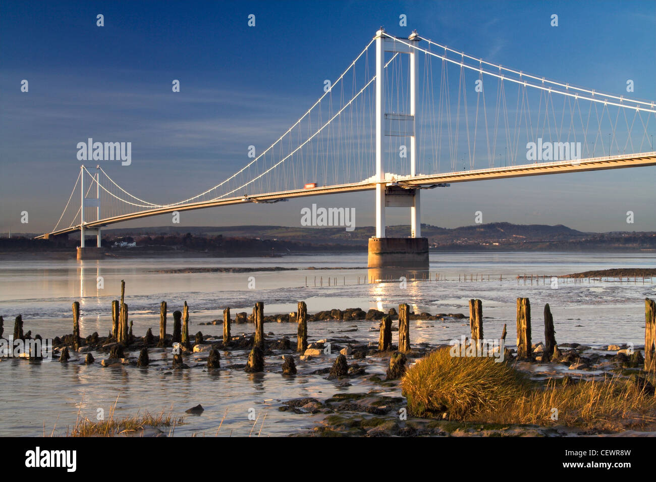 Severn span bridge hi-res stock photography and images - Alamy