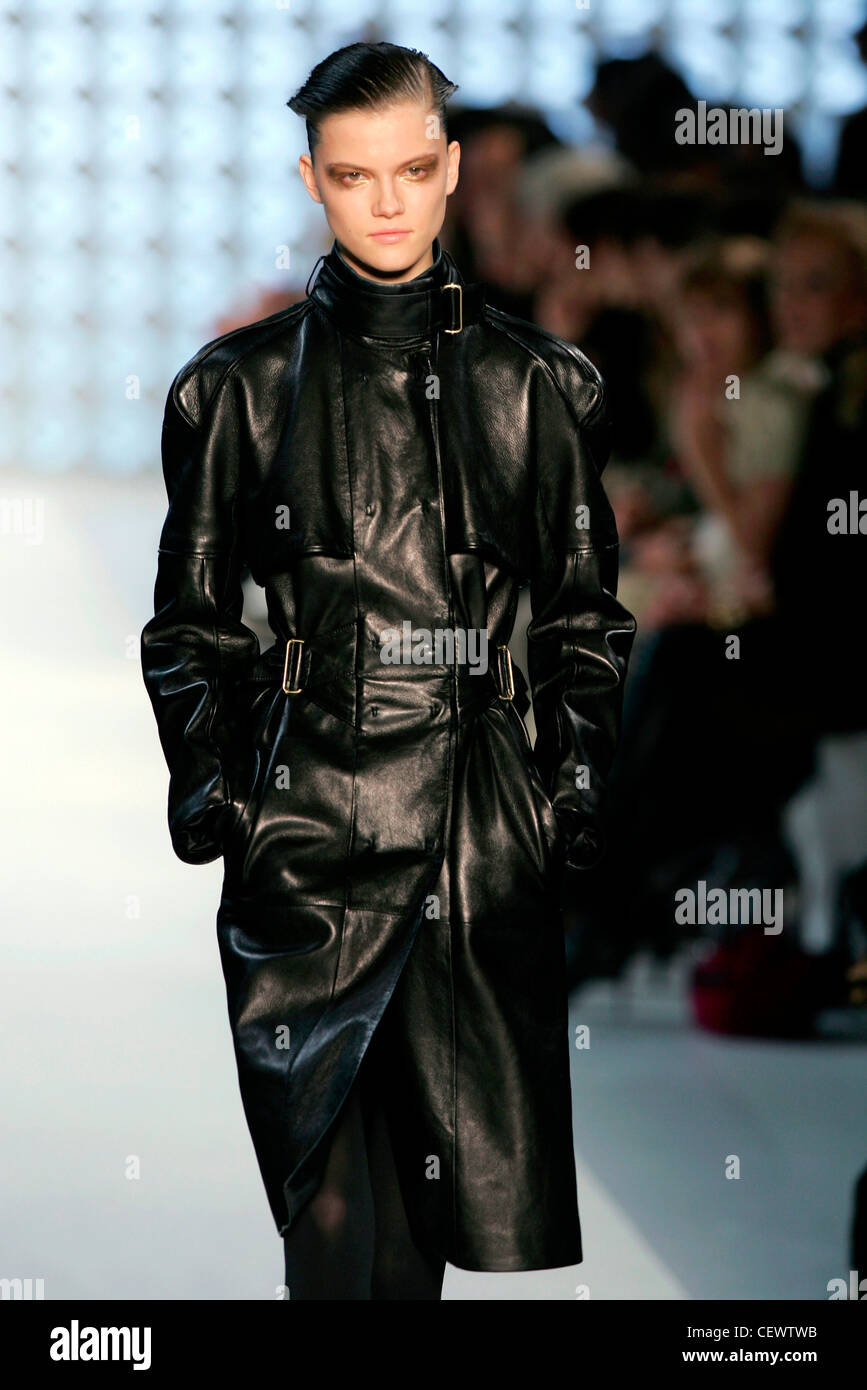 Model wearing black leather coat hi-res stock photography and images ...