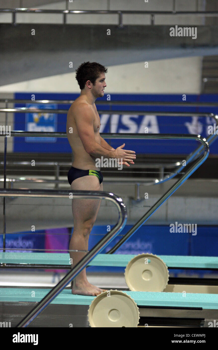 3m drop hi-res stock photography and images - Alamy