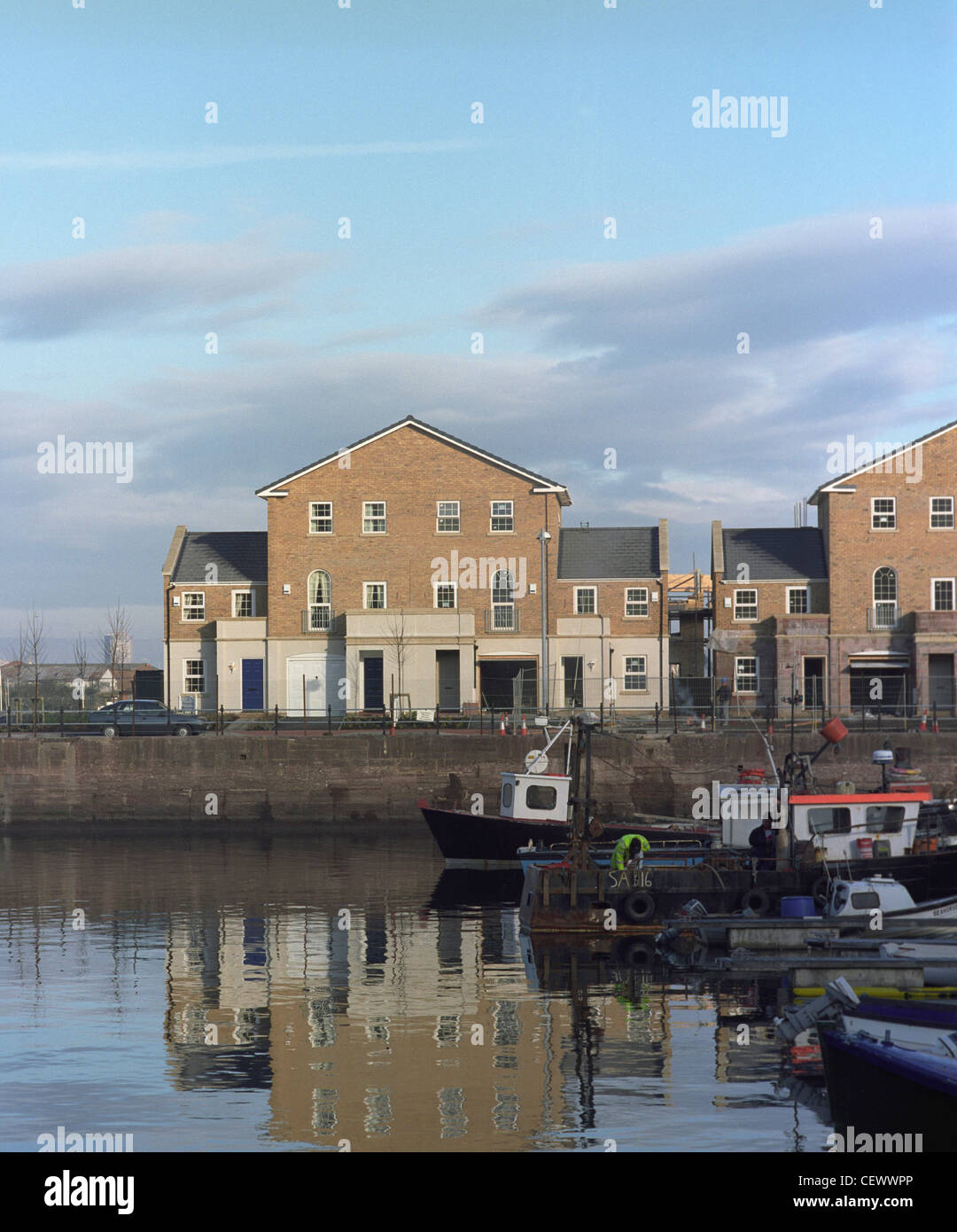 Modern Harbourside Housing Development Stock Photo - Alamy