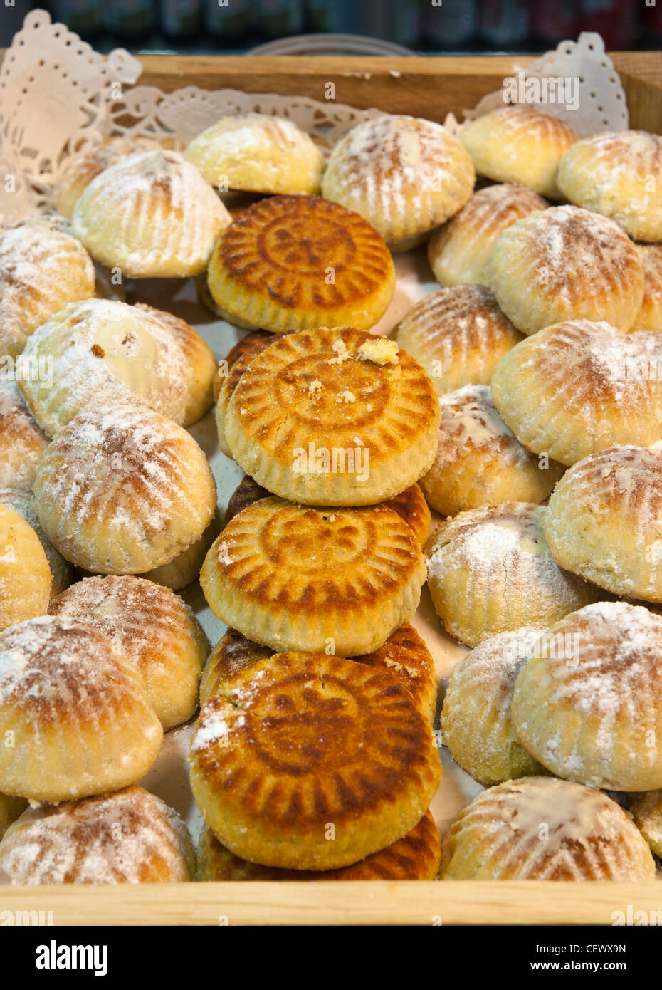 Maamoul hi-res stock photography and images - Alamy