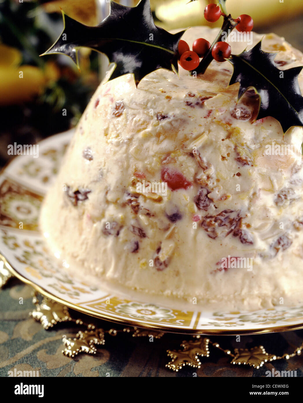 A festive celebrationChristmas pudding ice cream Stock Photo - Alamy