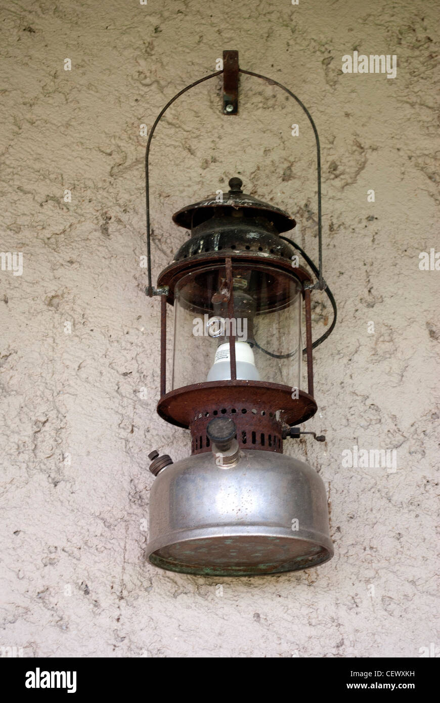 Old antique oil lantern hanging hi-res stock photography and images - Alamy
