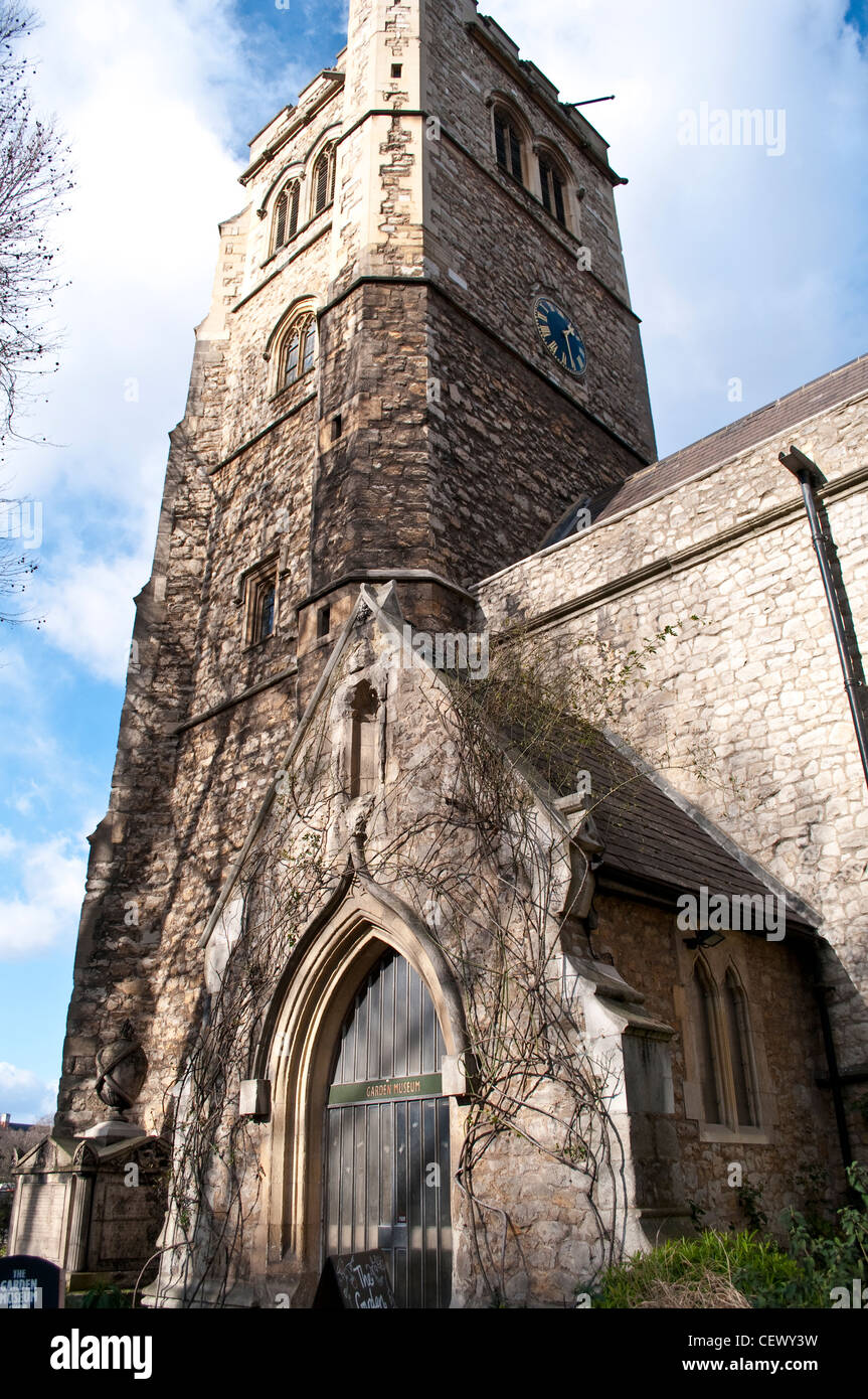 Garden Museum and Lollards' Tower, Lambeth, London, UK Stock Photo - Alamy