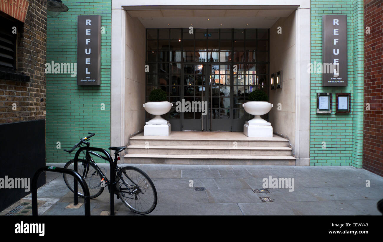 Soho hotel london exterior hi-res stock photography and images - Alamy
