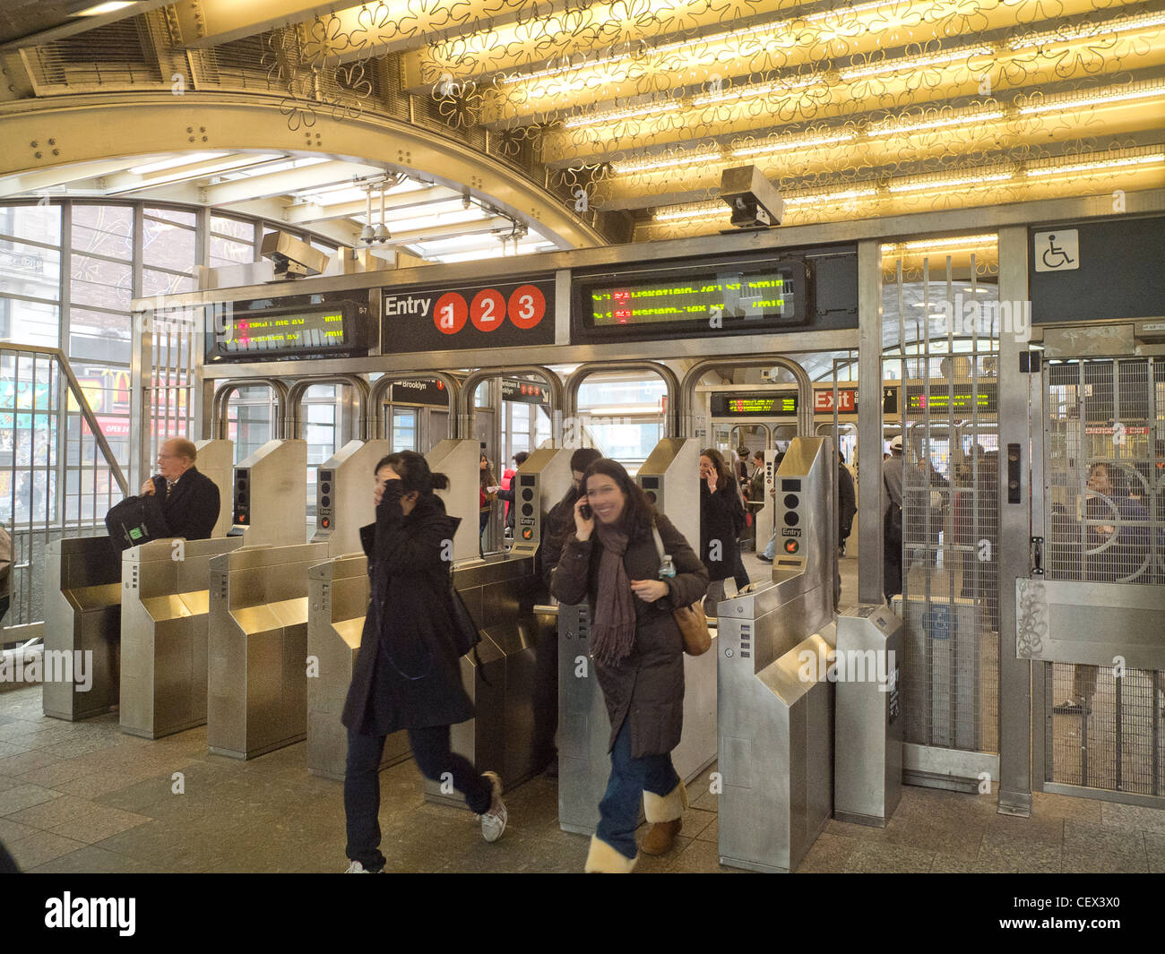 train commuters leaving the subway in Manhattan NYC Stock Photo - Alamy