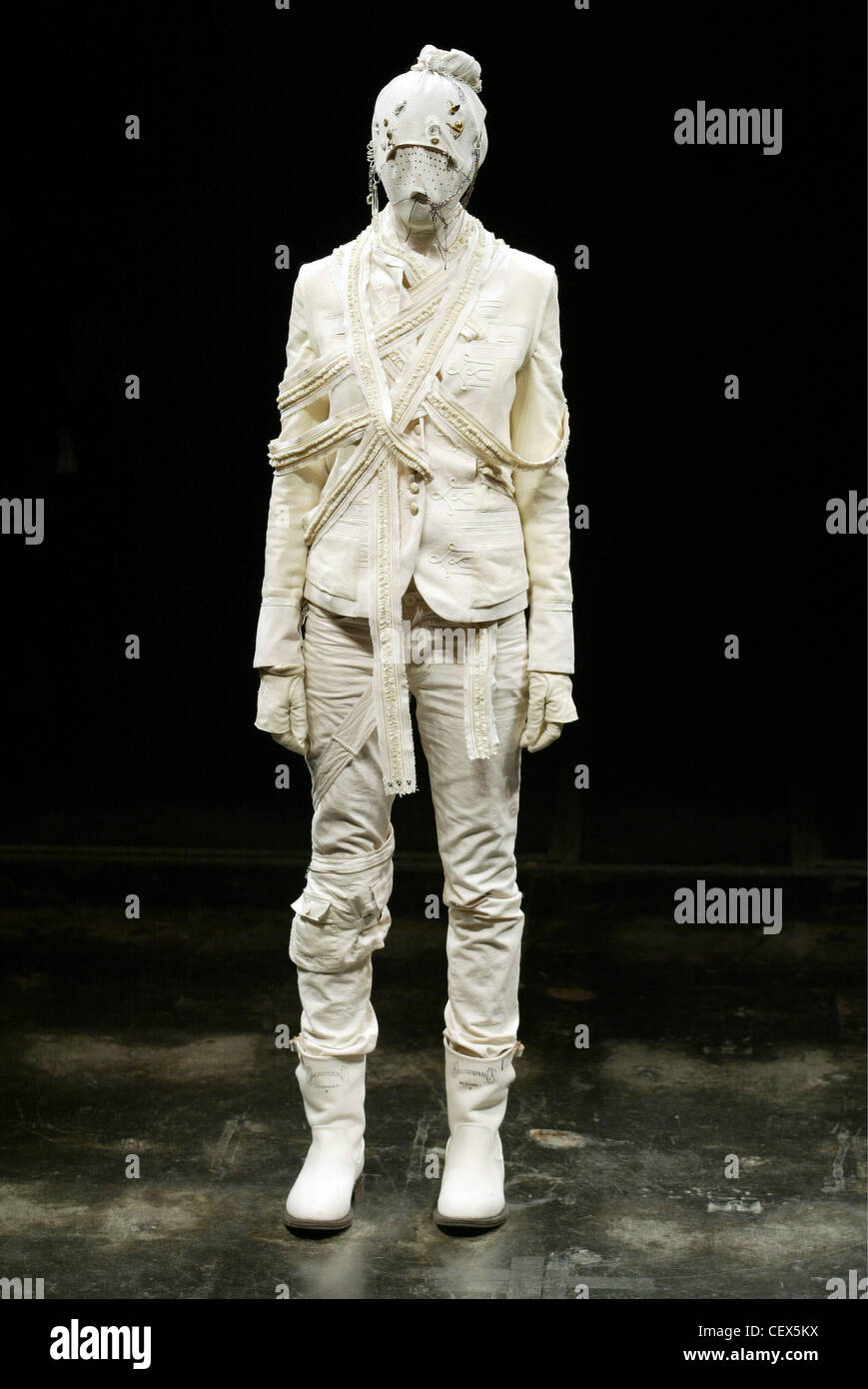 Undercover Ready to Wear Paris A W Female model wearing a strange white ...