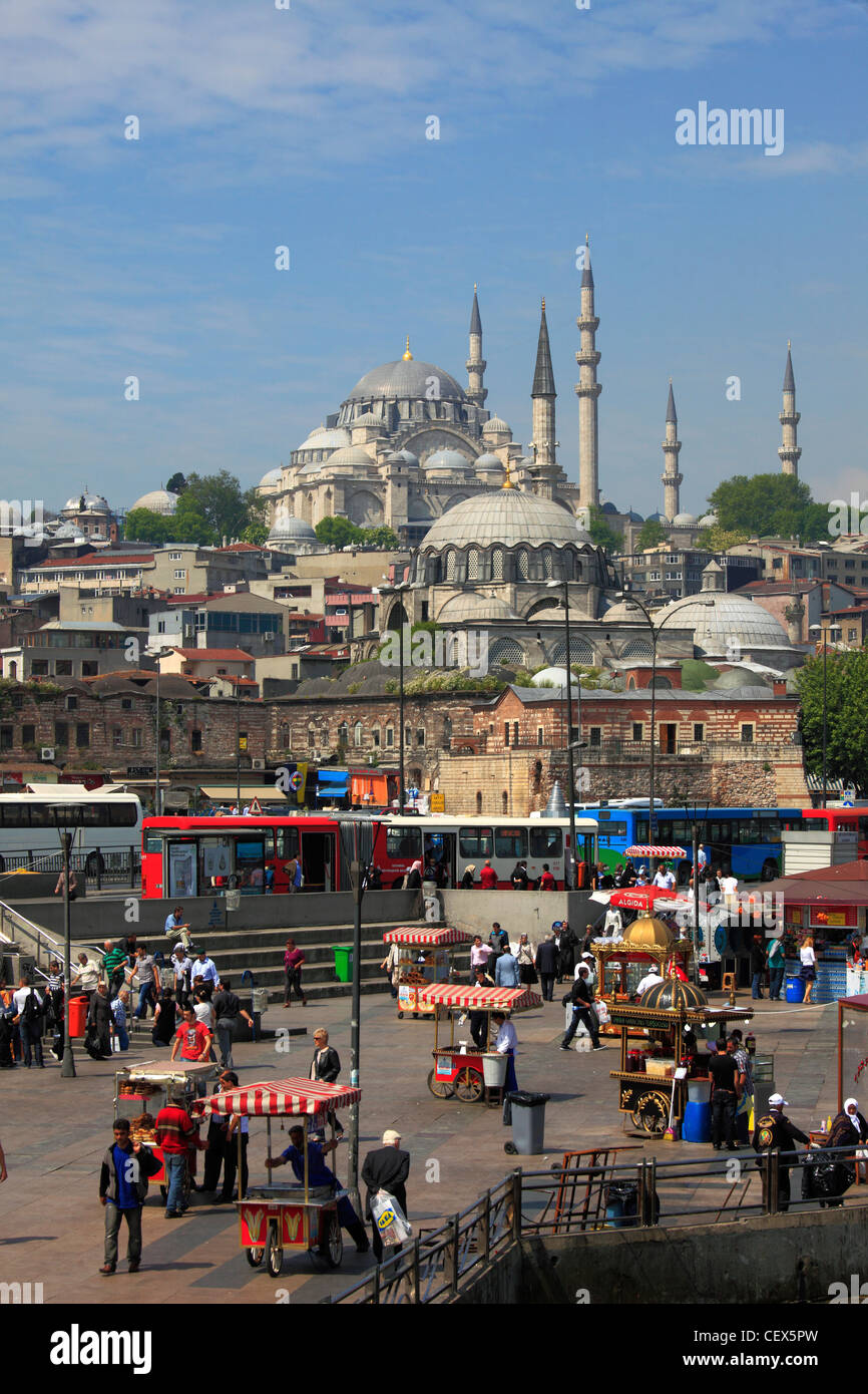 Turkey; Istanbul; Eminönü, docks, Suleymaniye, Rustem Pasa Mosques ...