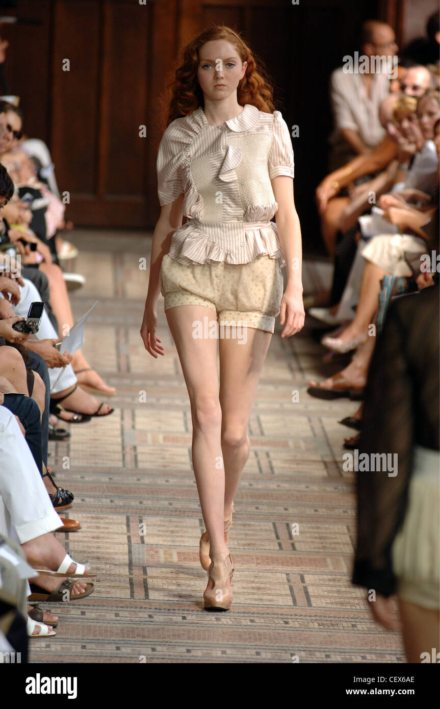 Ann Valerie Hash Paris Haute Couture Autumn Winter Female model Lily ...