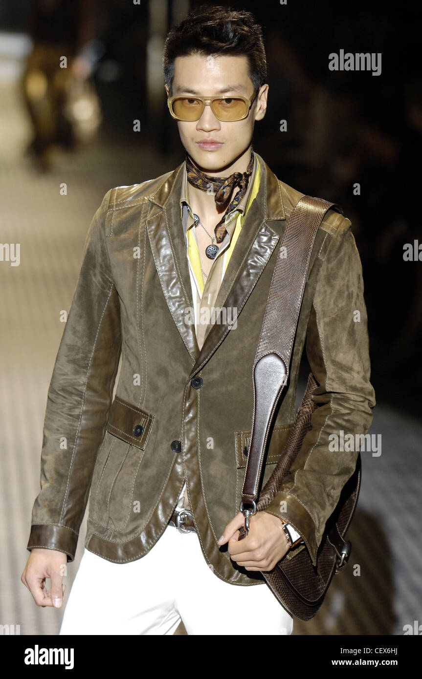 Gucci Milan Ready to Wear Menswear Spring Summer Male model black hair ...
