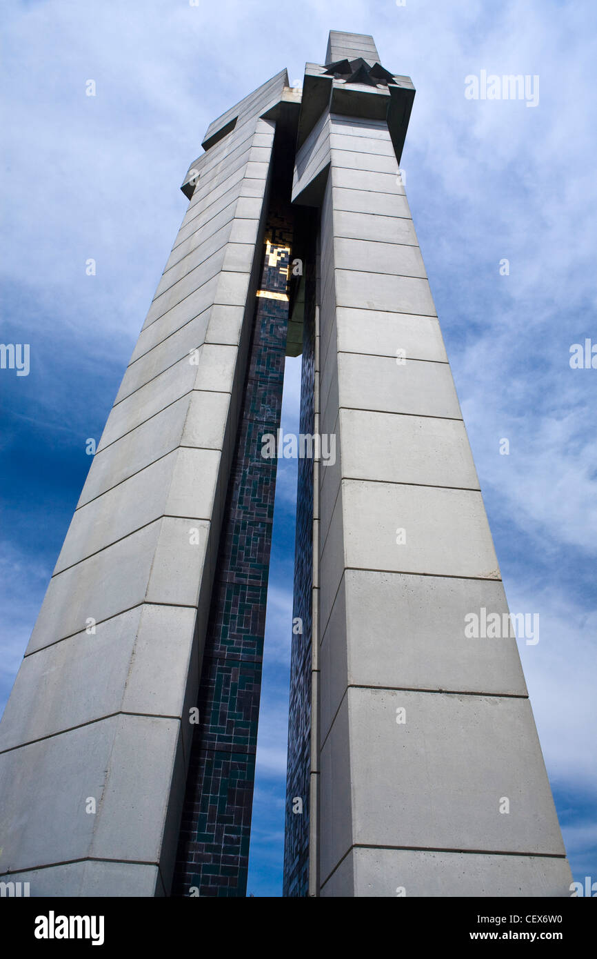 Defenders of Stara Zagora Monument, also Samara Flag Monument, Balkans ...