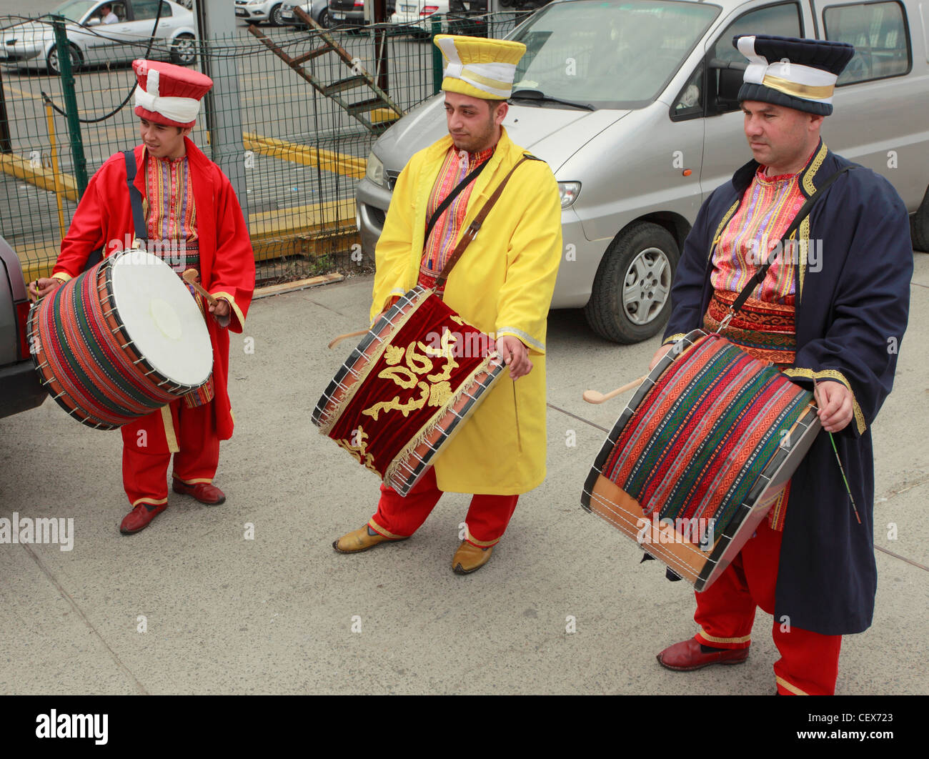 Entertainers hi-res stock photography and images - Alamy