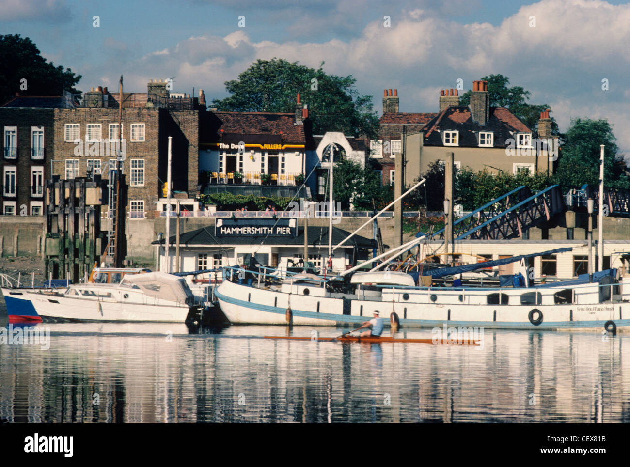 Hammersmith Pier, The Dove, River Thames London England UK English ...