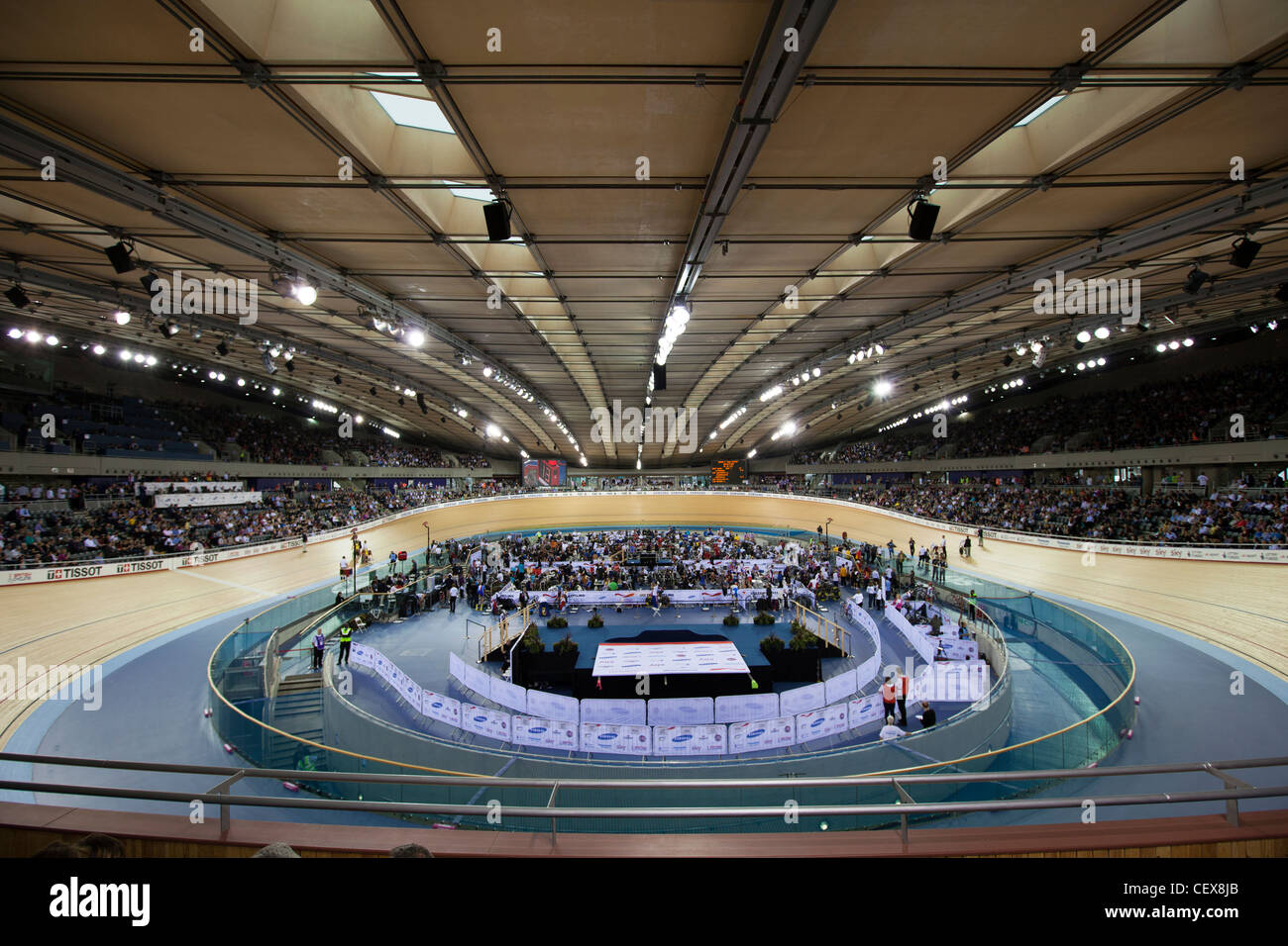 English velodrome hi-res stock photography and images - Alamy