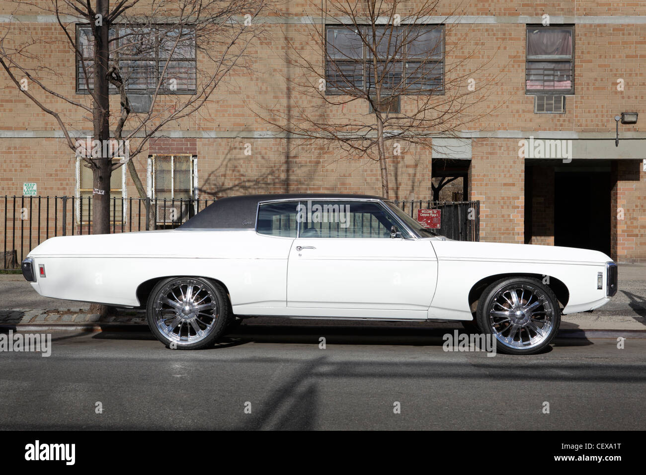 Car pimped wheels hi-res stock photography and images - Alamy