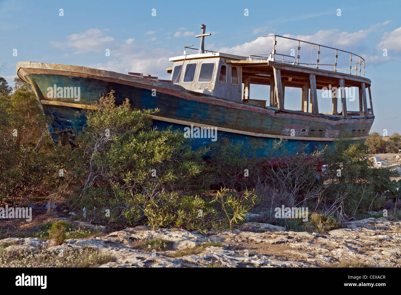 old boat Stock Photo - Alamy