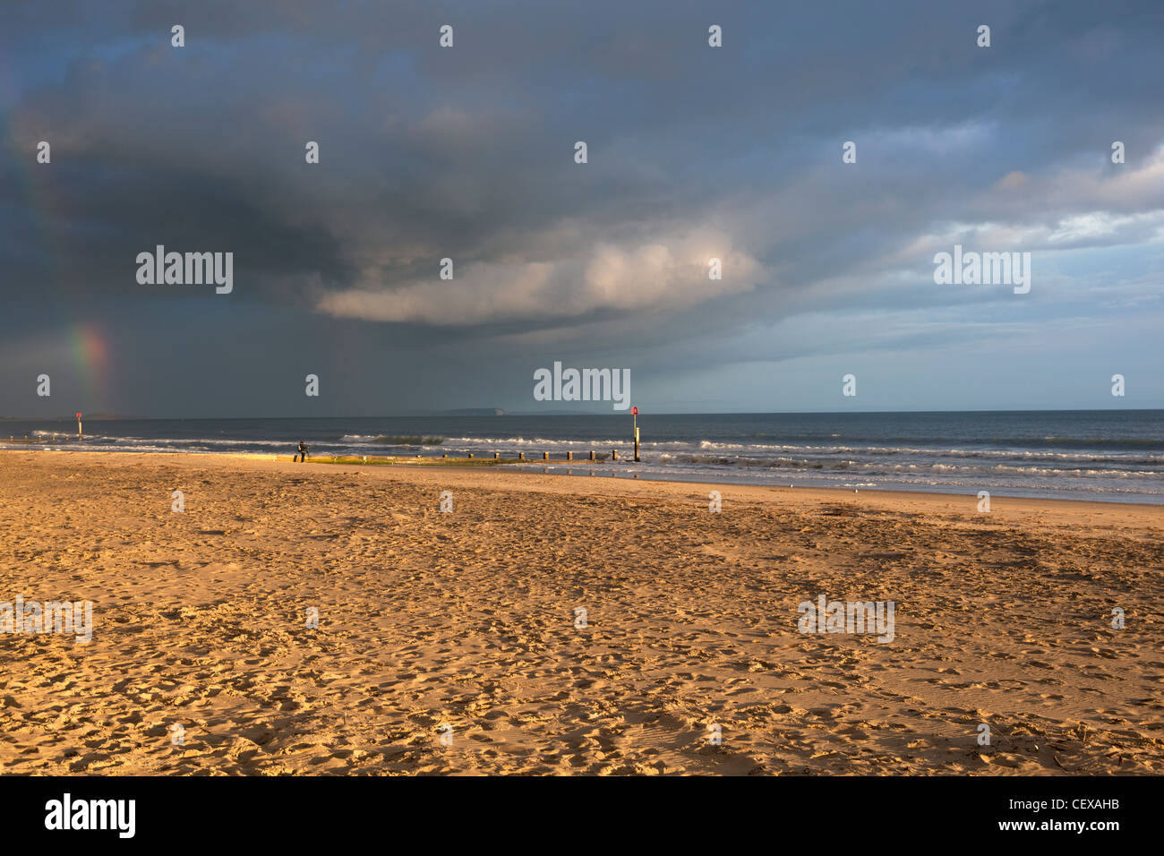 Hot weather bournemouth beach hi-res stock photography and images - Alamy