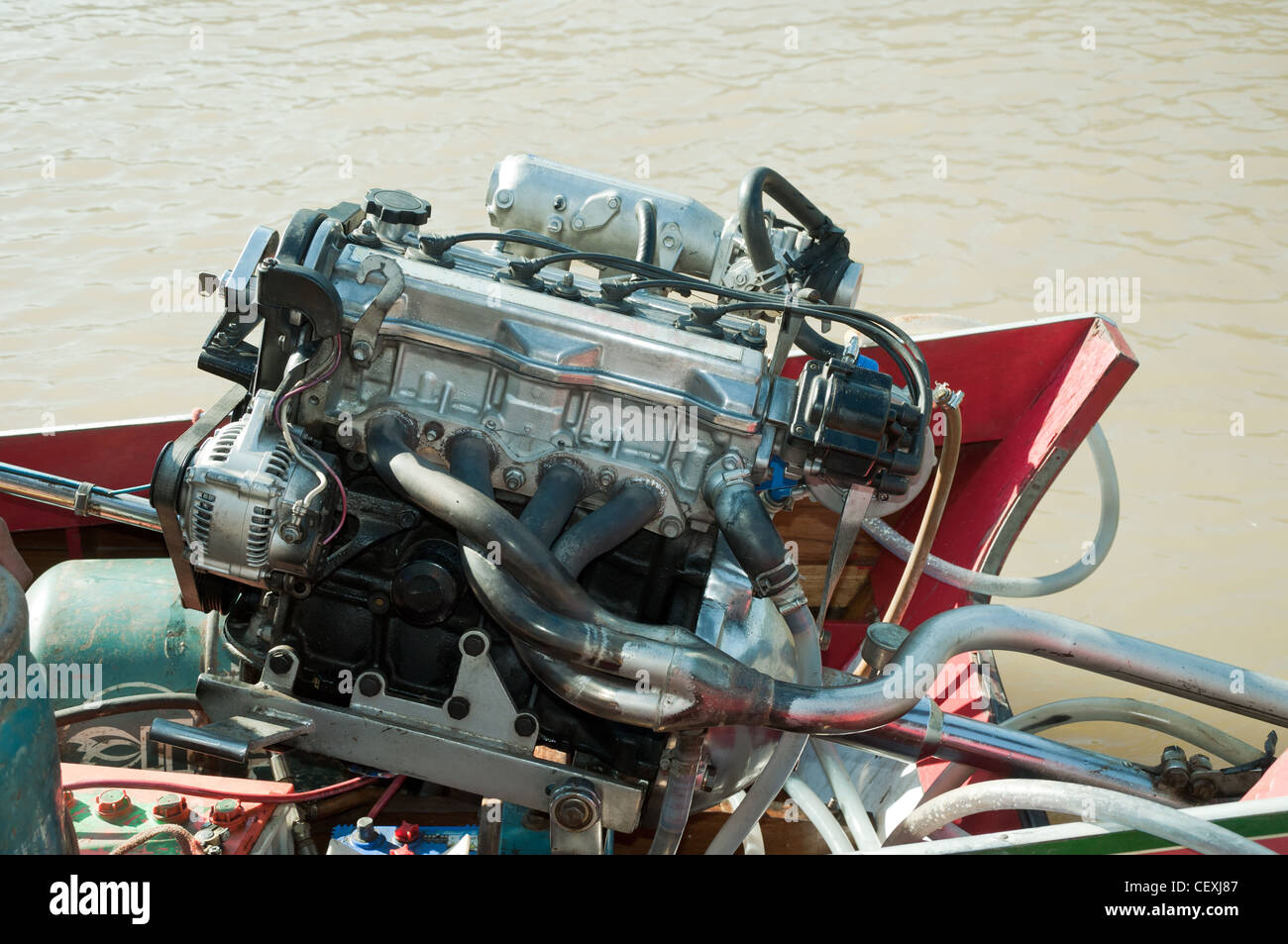 Technical boat hi-res stock photography and images - Alamy