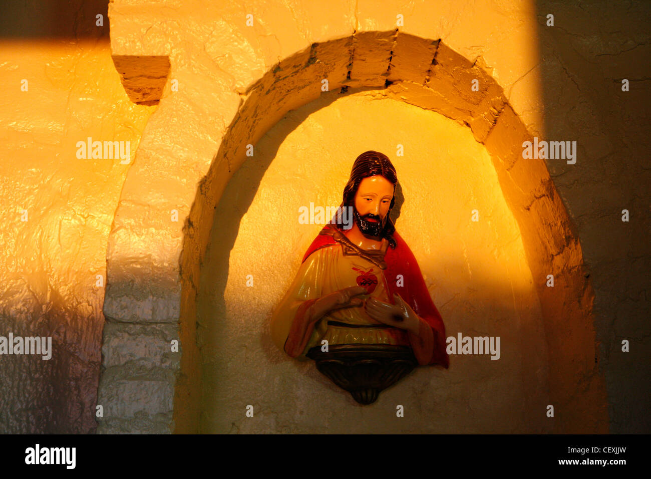 Image, sculpture of Jesus Christ in niche Stock Photo - Alamy