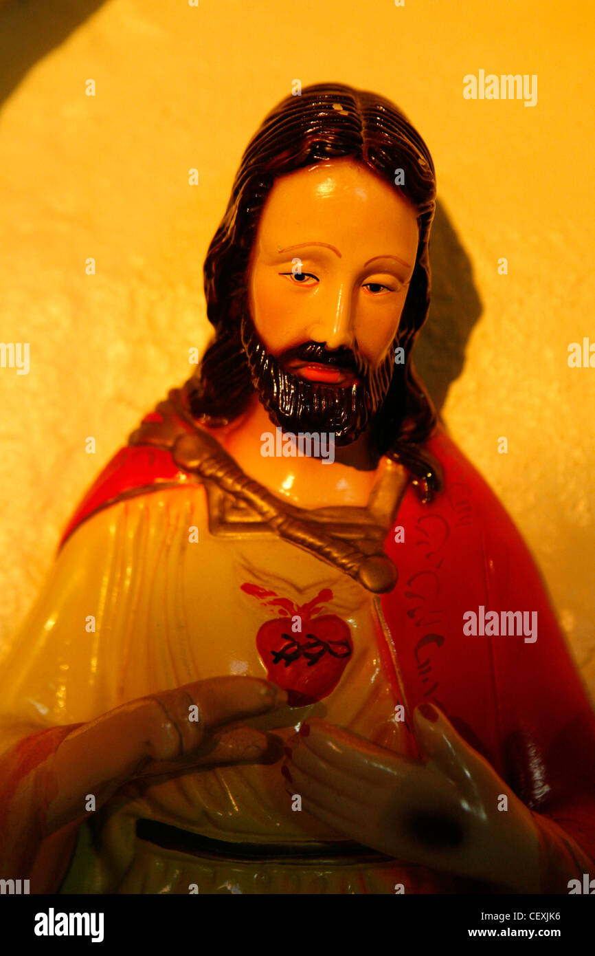 Image, sculpture of Jesus Christ in niche Stock Photo - Alamy