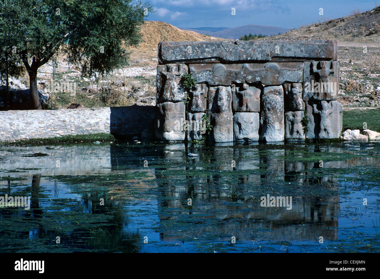 Colored temple hi-res stock photography and images - Alamy