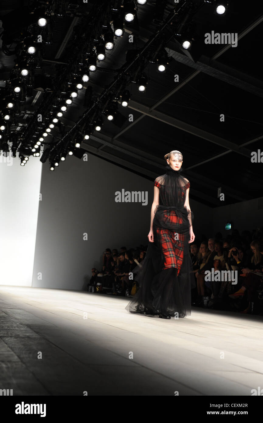 London Fashion Week Runway - Antoni Alison Designer AW 2012/13 at BFC ...