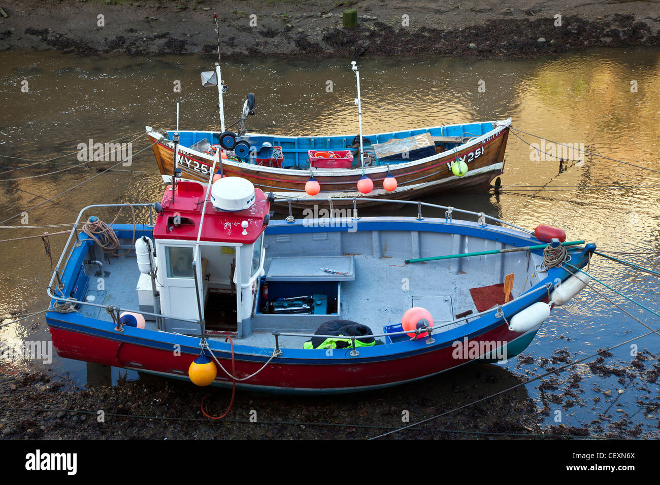 Cobble fishing boats hi-res stock photography and images - Alamy