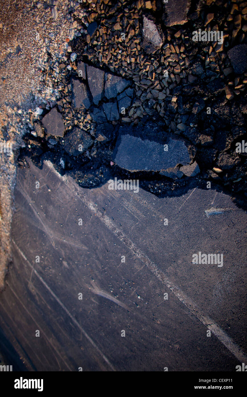 Road split hi-res stock photography and images - Alamy