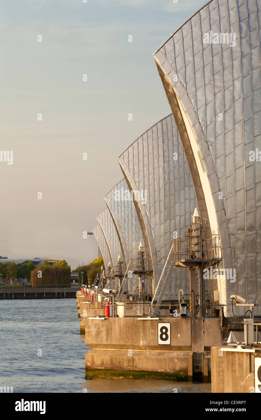 Sea defence barrier hi-res stock photography and images - Alamy