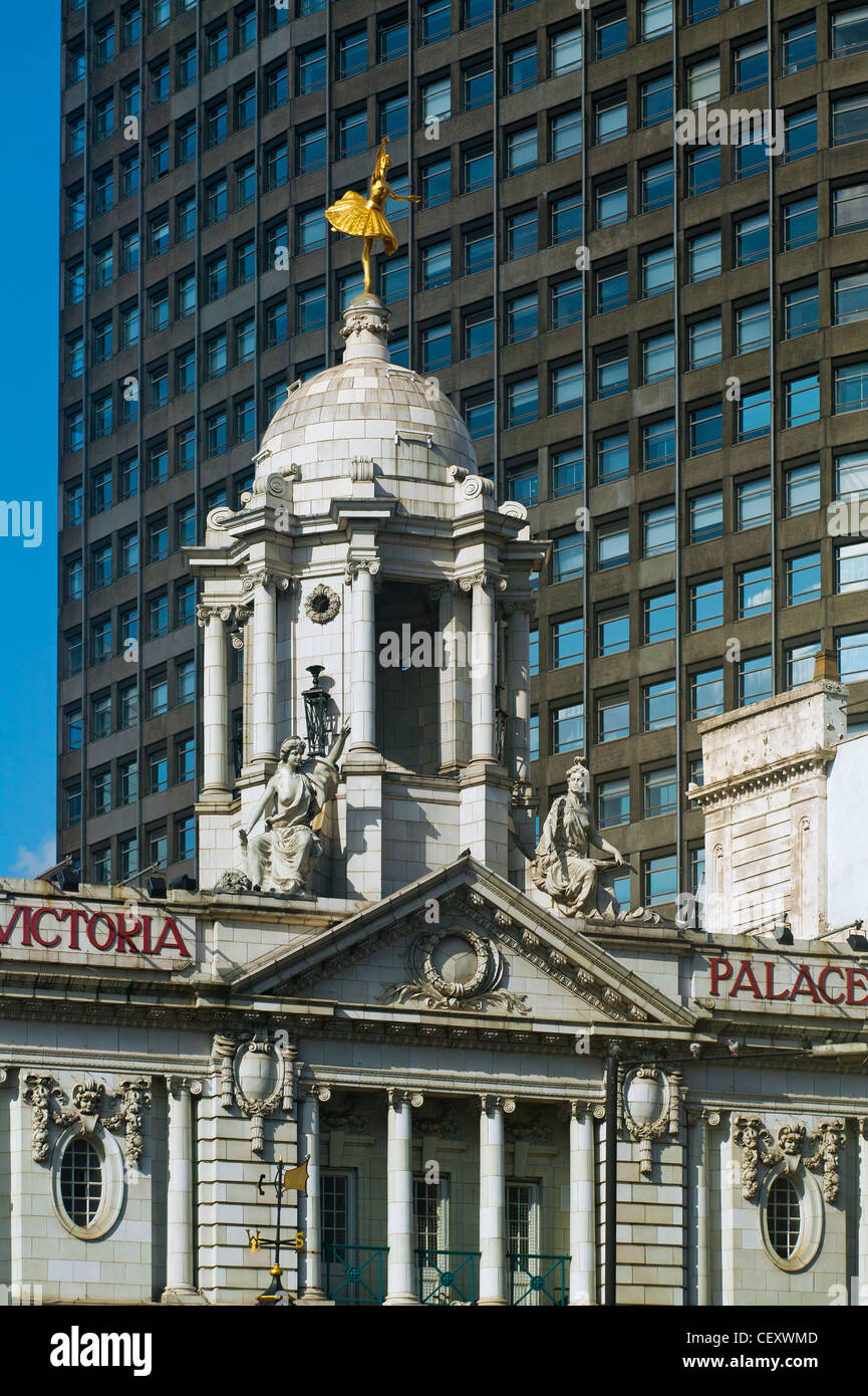 Victoria palace hi-res stock photography and images - Alamy