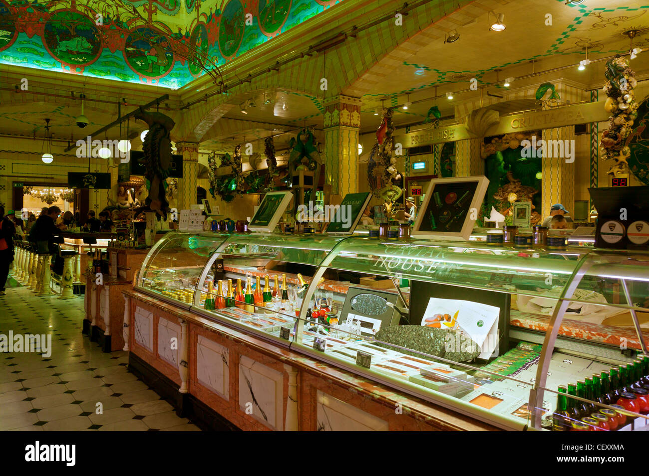Harrods Interior Shops High Resolution Stock Photography and Images - Alamy